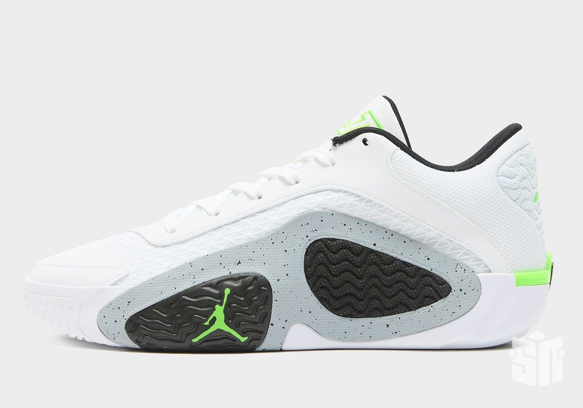 Jordan Tatum 2 "Electric Green" FJ6457-100 | SneakerNews.com