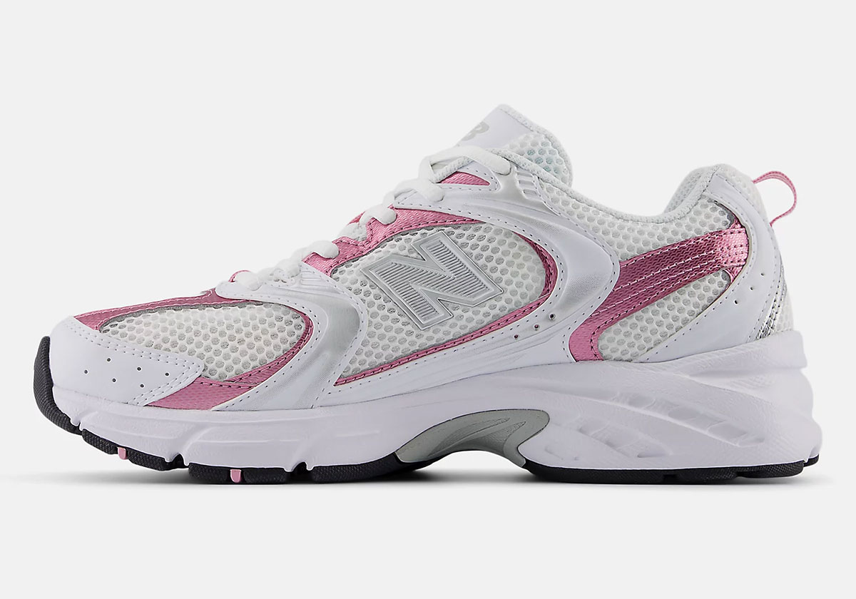 New Balance 530 "White/Metallic Rose" MR530PK | SneakerNews.com