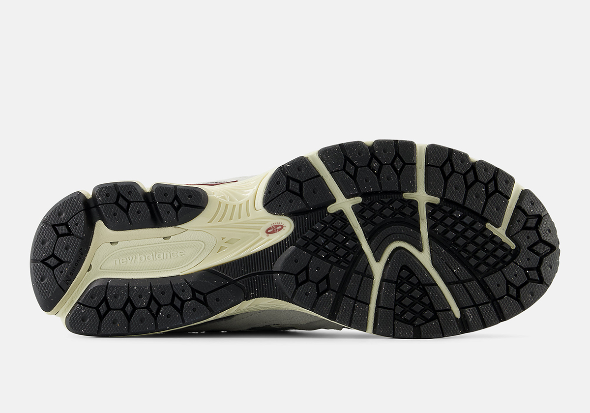 New Balance 2002 Mule "Protection Pack" M2002NA | SneakerNews.com