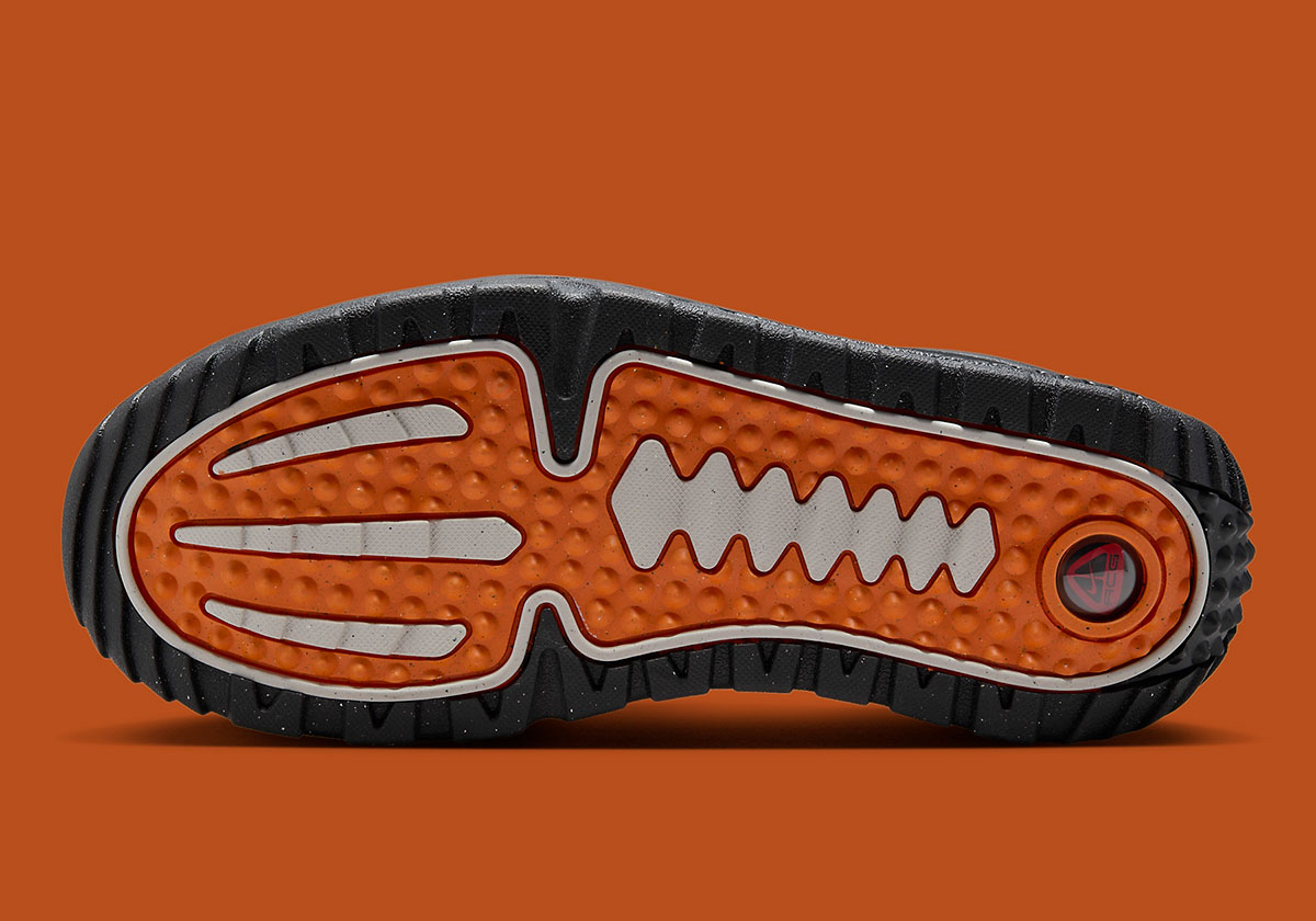 Nike ACG Rufus "Black/Hot Curry" FV29223-001 | SneakerNews.com