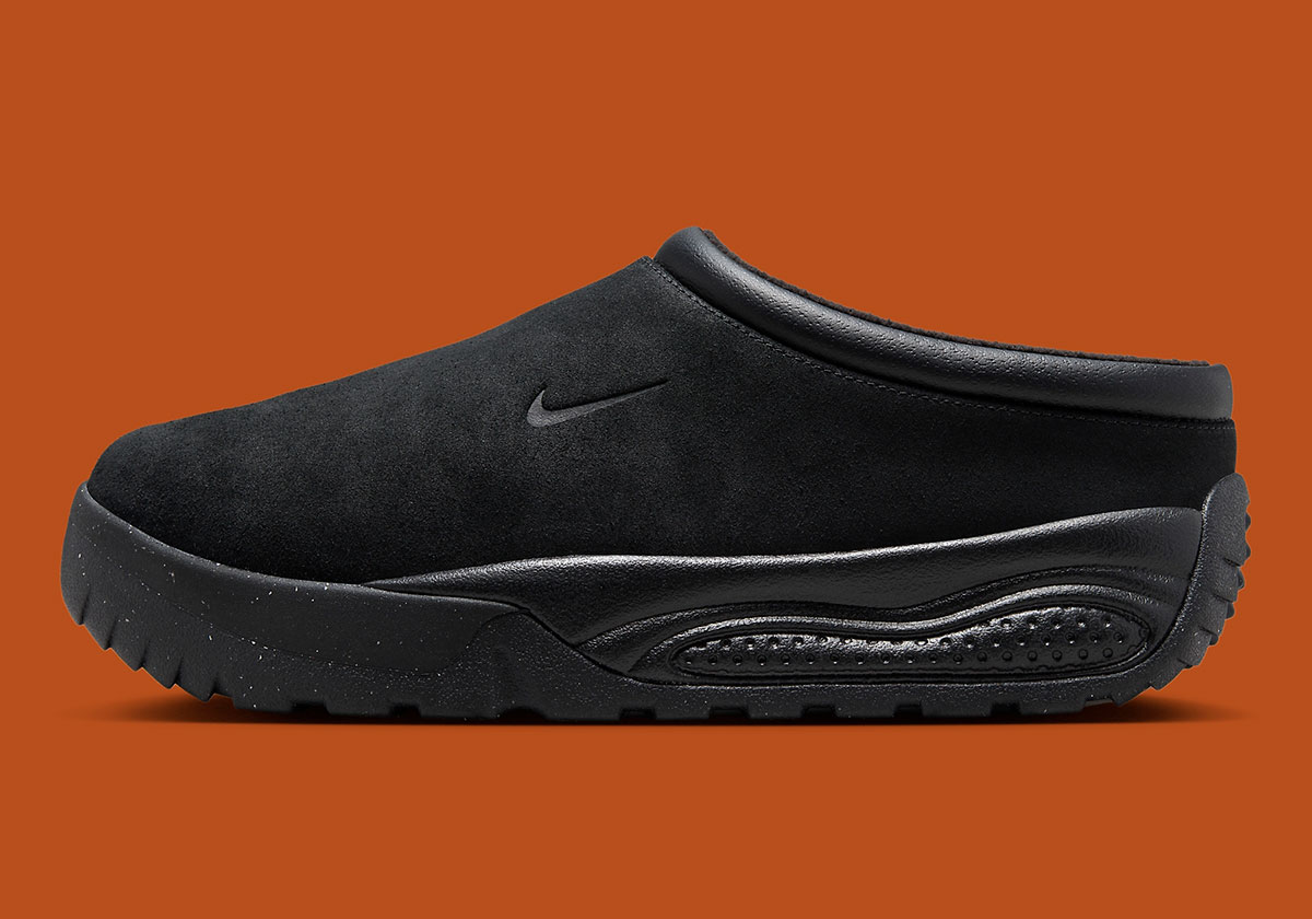 Nike ACG Rufus "Black/Hot Curry" FV29223-001 | SneakerNews.com