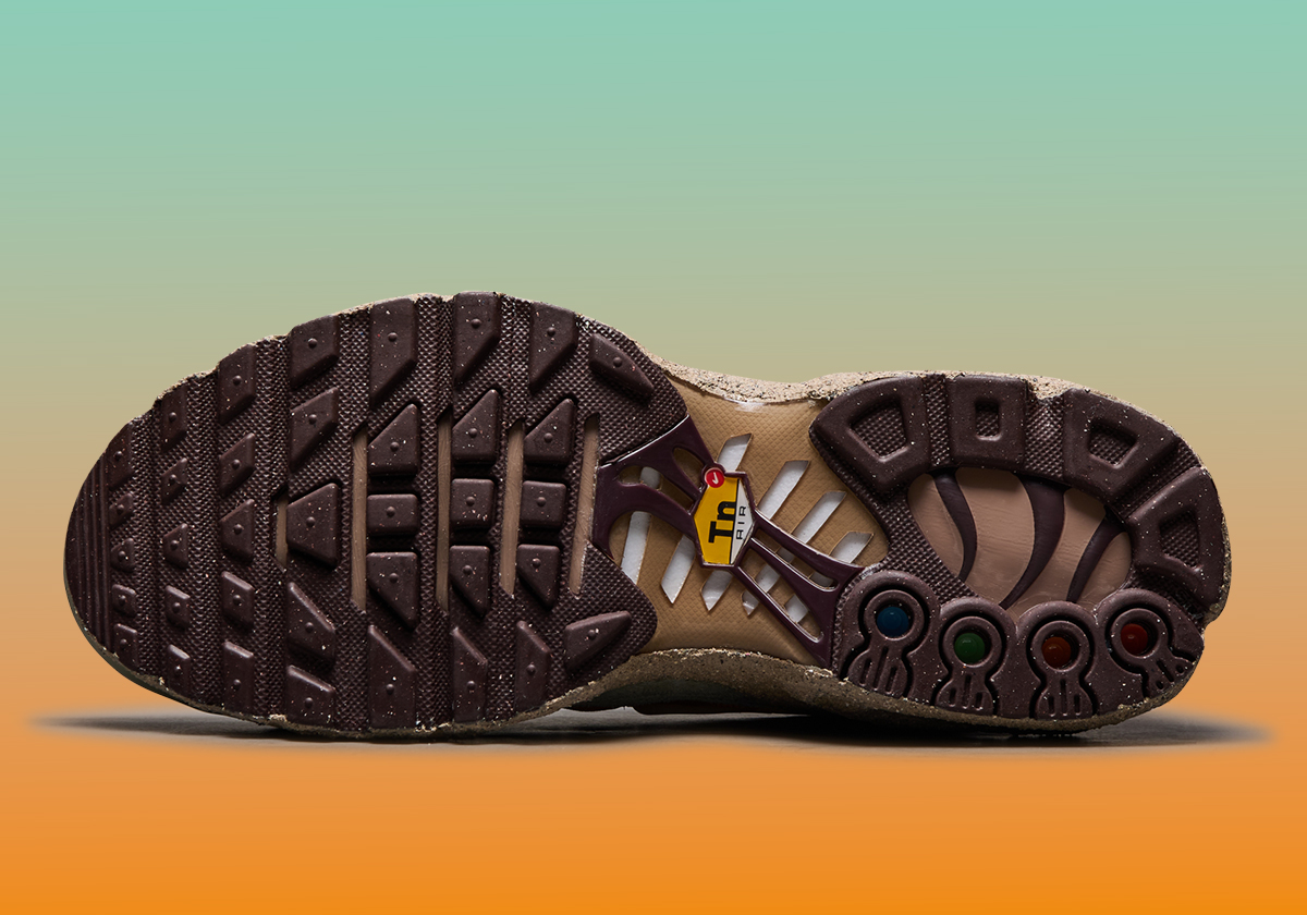 Nike Air Max Plus "Sand Soles" | SneakerNews.com