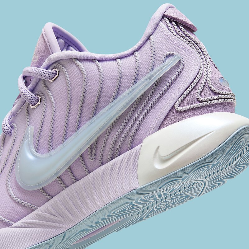 Nike LeBron 21 "Easter" HF5353-500 | SneakerNews.com