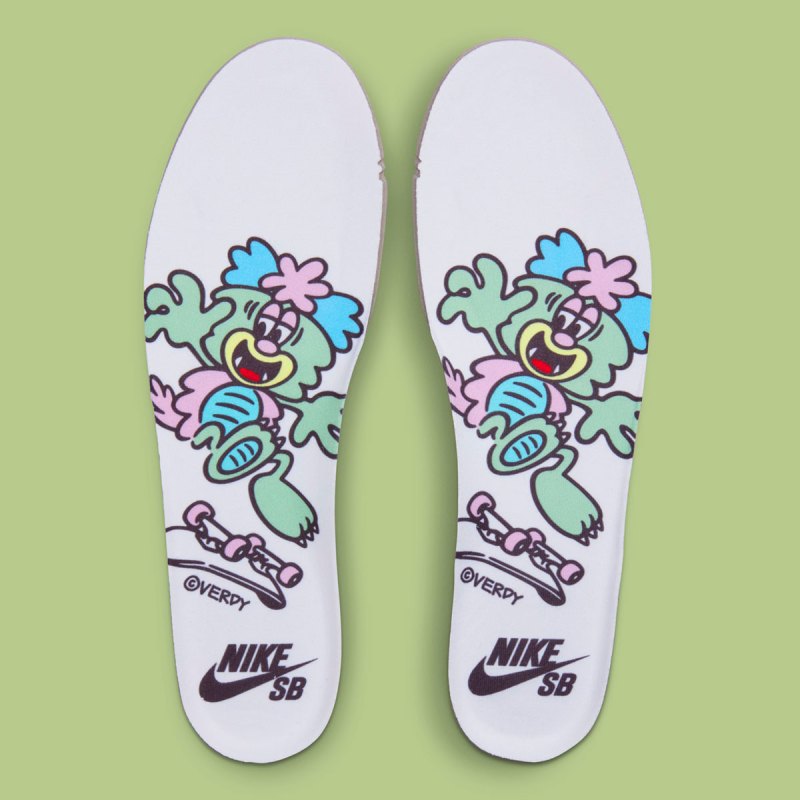 VERDY Nike SB Dunk Low "Visty" | SneakerNews.com