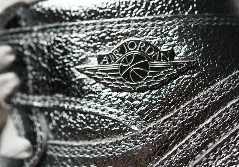 Air Jordan 1 "Chrome" FN7249-001 Release Date | SneakerNews.com