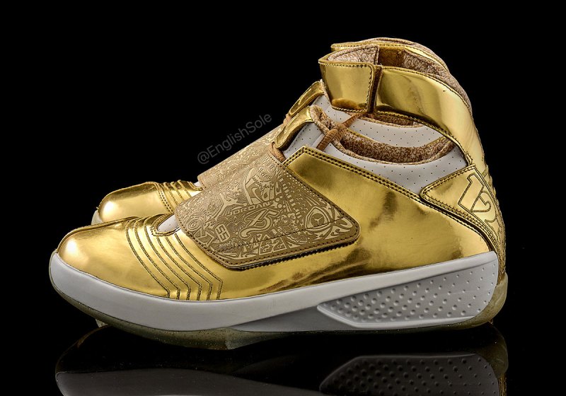 Air Jordan 20 Drake "Gold" PE | SneakerNews.com