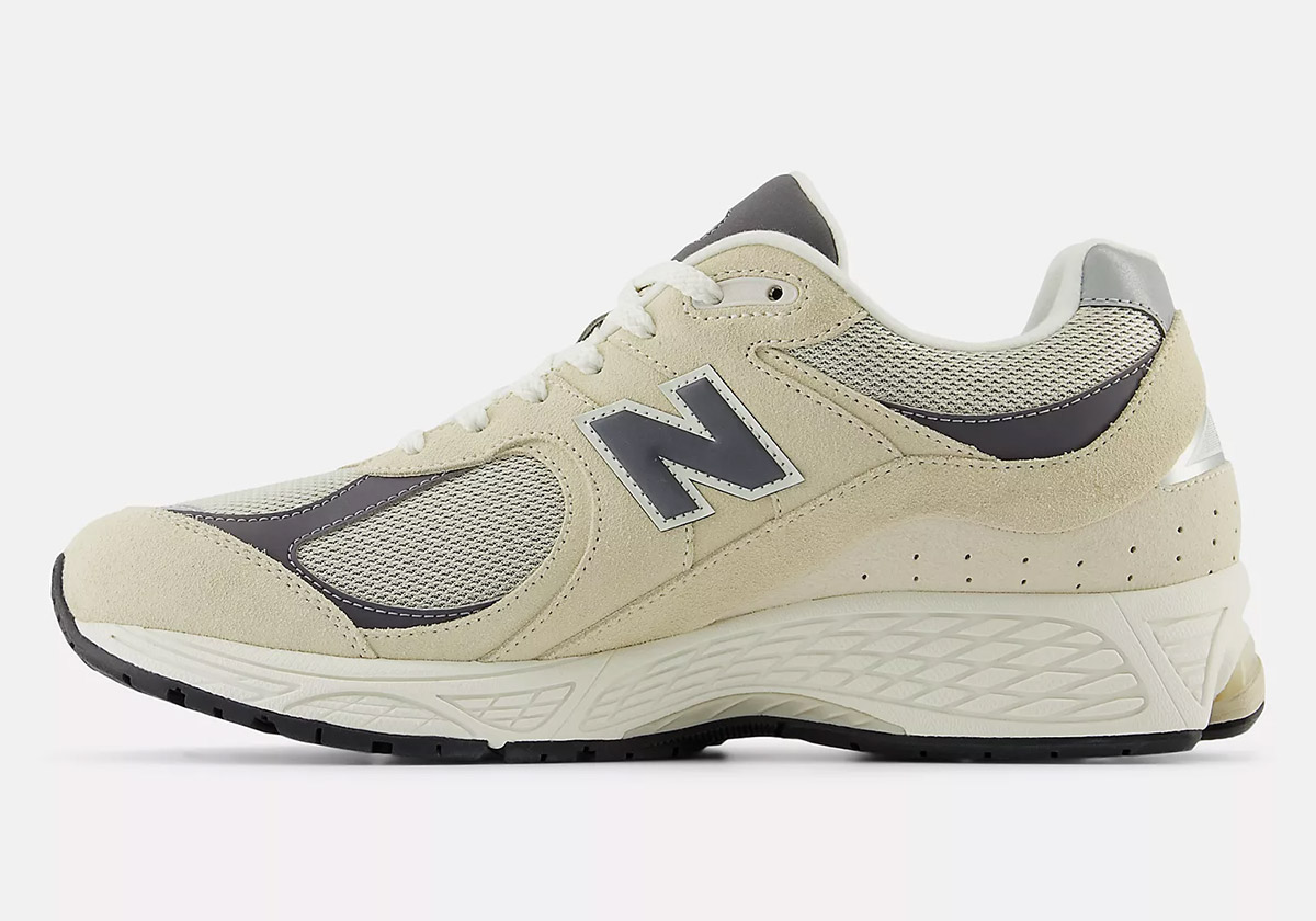New Balance 2002R "Sandstone/Magnet/Linen" M2002RFA | SneakerNews.com