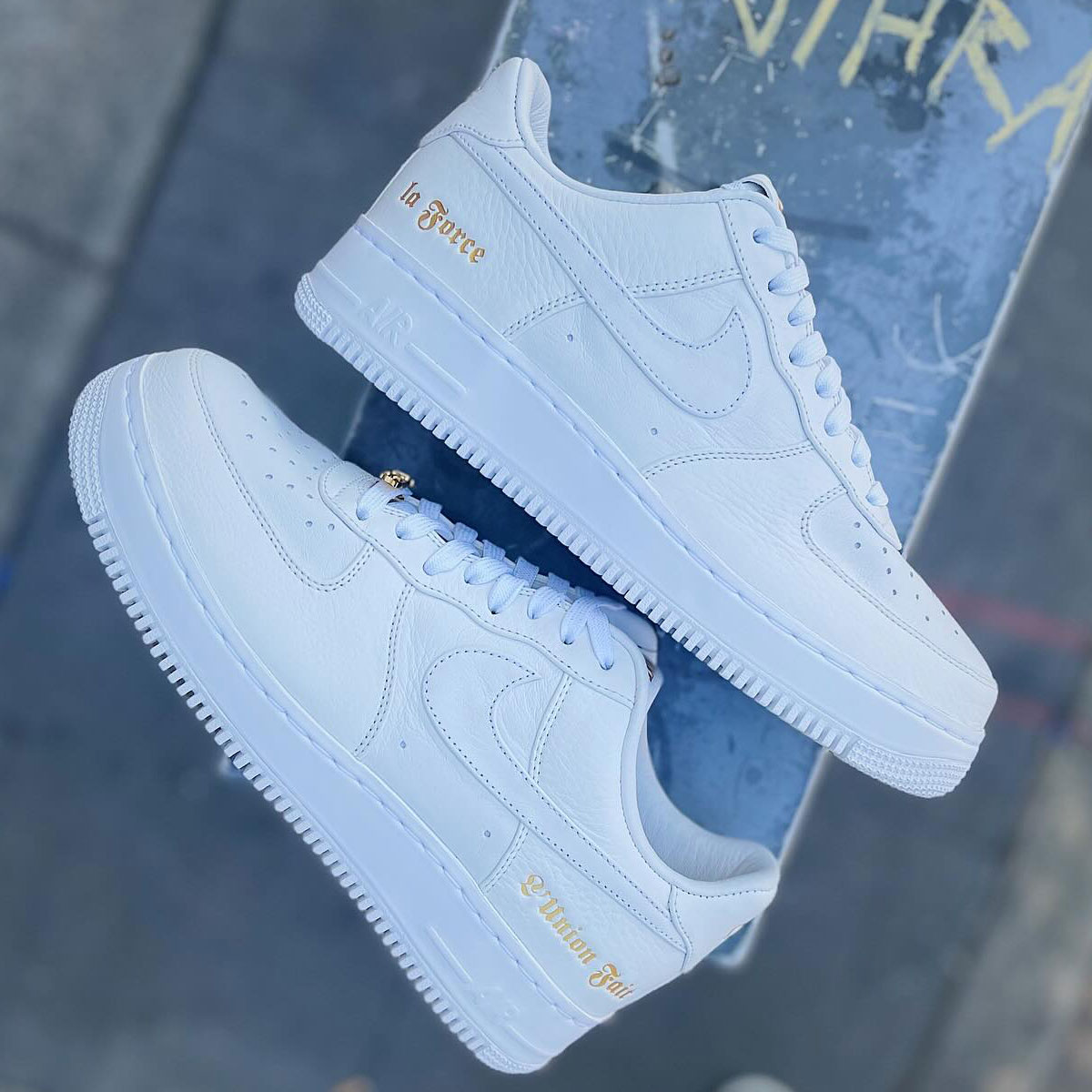 Nike Air Force 1 "Vice" Friends & Family | SneakerNews.com