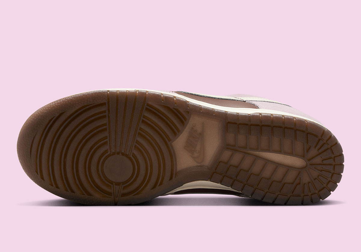 Nike Dunk Low "Neapolitan" HM0987-200 | SneakerNews.com