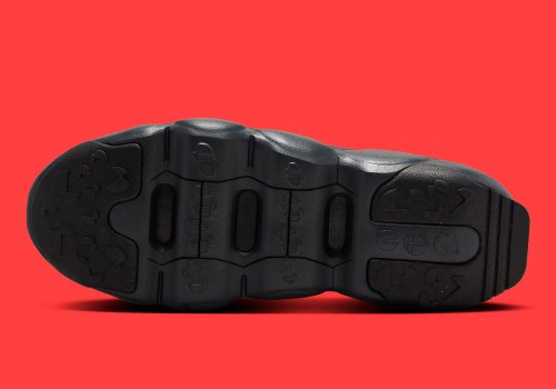 Nike Flyknit Bloom "Bright Crimson/Black" FD2149-600 | SneakerNews.com