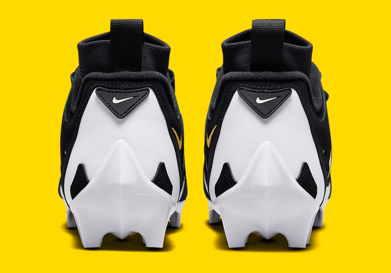 Nike Diamond Turf Cleats Vapor Edge DT '96 | SneakerNews.com