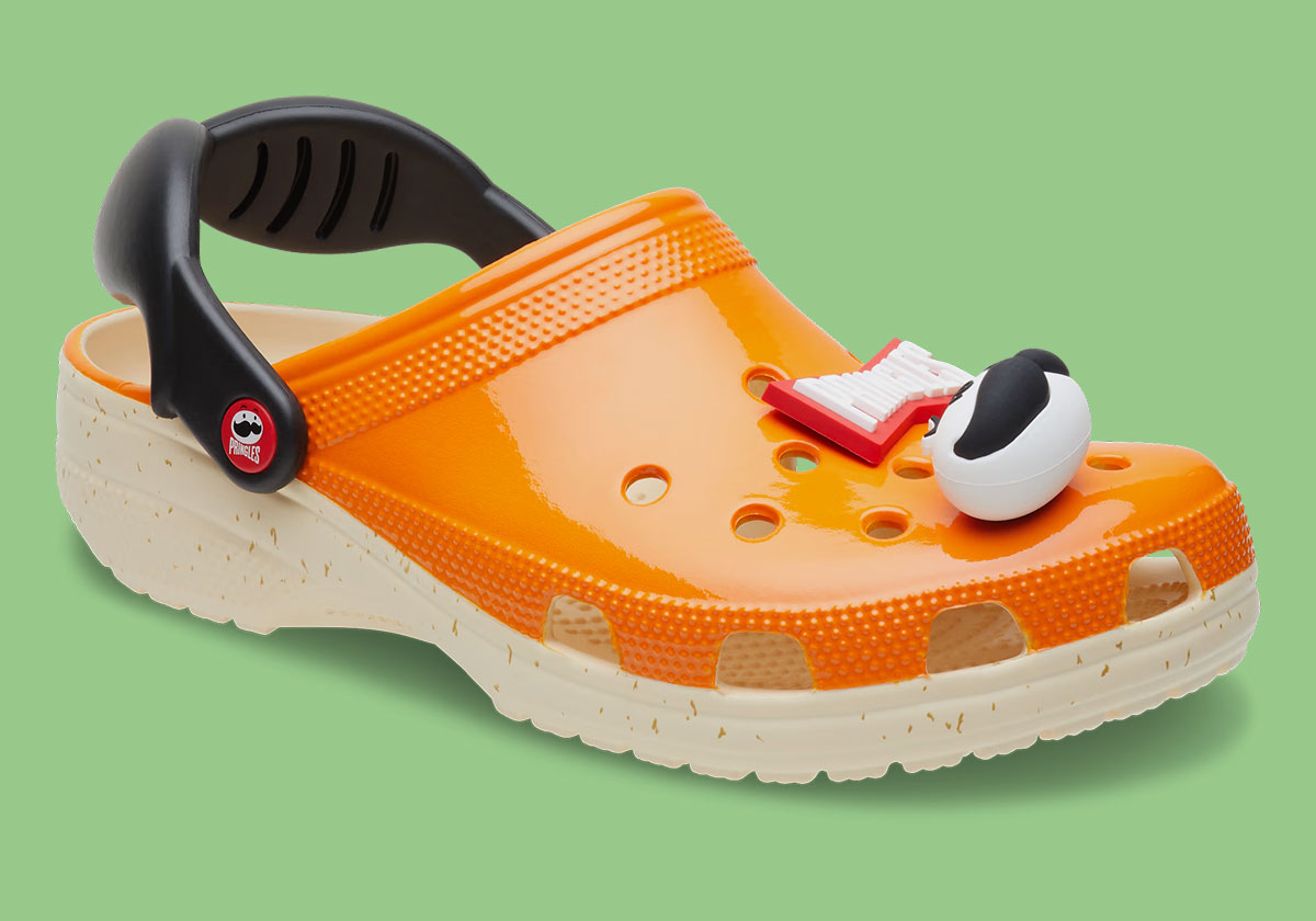 Pringles Crocs Clog Release Date | SneakerNews.com