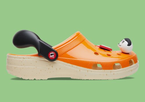 Pringles Crocs Clog Release Date | SneakerNews.com