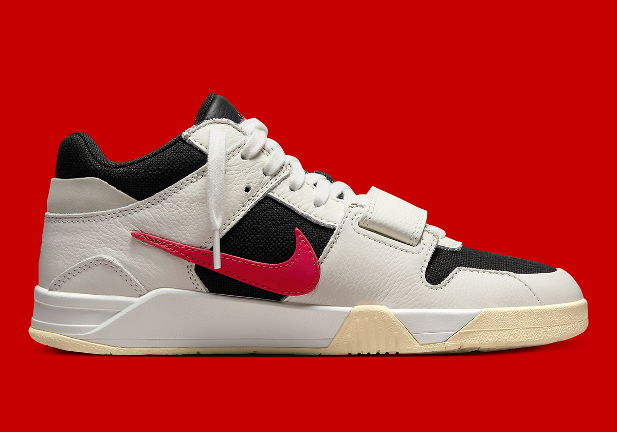 Travis Scott Jordan Jumpman Jack TR "Sail/University Red/Black/Muslin ...