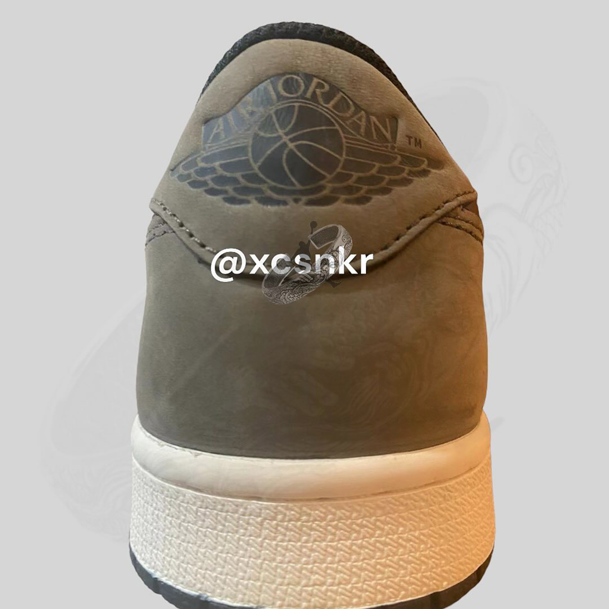 Air Jordan 1 Low OG "Mocha" CZ0790-102 | SneakerNews.com