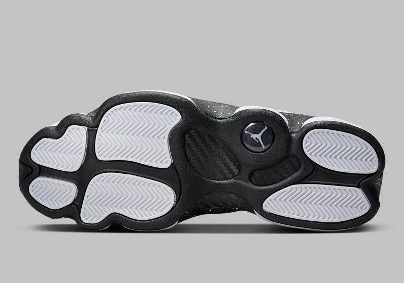 Jordan 6 Rings "Reverse Oreo" 322992-111 | SneakerNews.com
