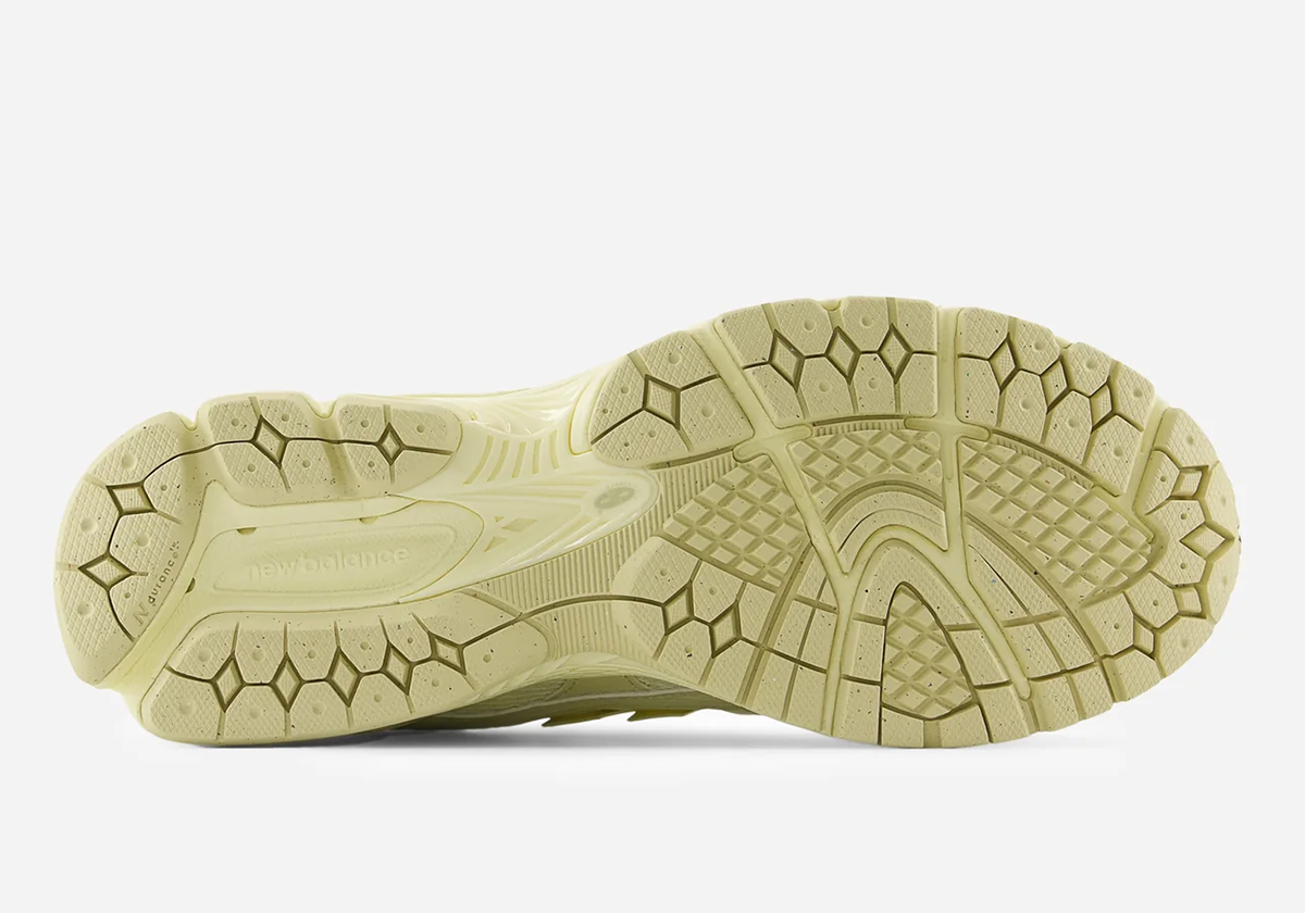 New Balance 1906U "Butter Yellow" | SneakerNews.com