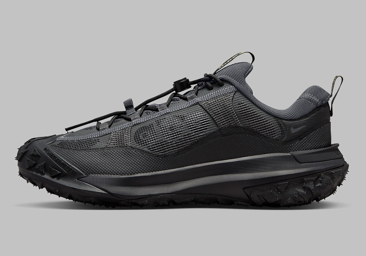 Nike ACG Mountain Fly Low 2 Gore-Tex "Black" HF6245-001 | SneakerNews.com