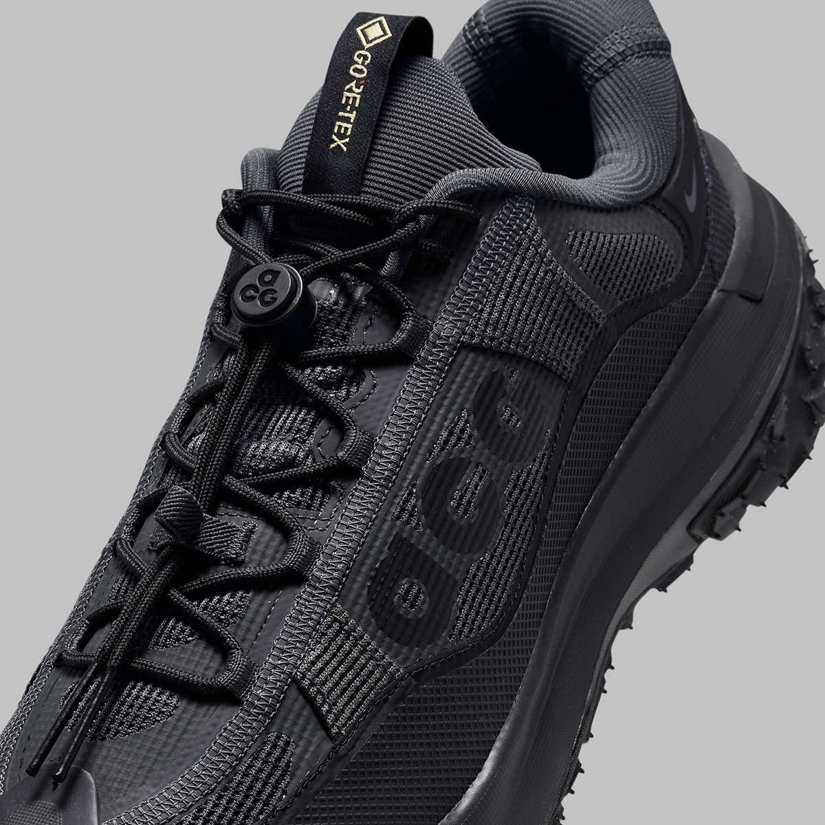 Nike ACG Mountain Fly Low 2 Gore-Tex "Black" HF6245-001 | SneakerNews.com