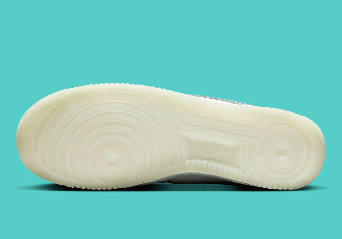 Nike Air Force 1 Low "Light Grey" FJ4170-003 | SneakerNews.com