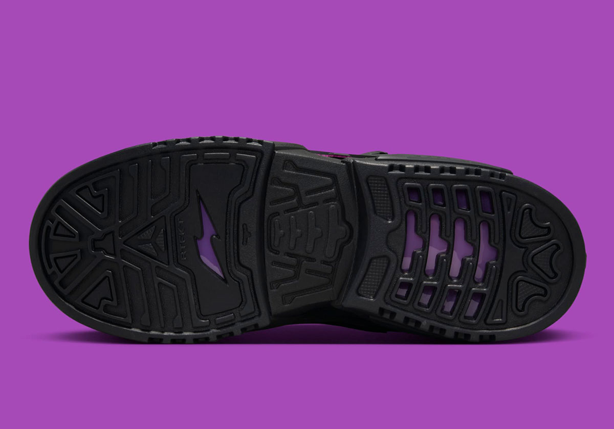 RTFKT Nike Dunk Genesis Void” HM4465-001 | SneakerNews.com