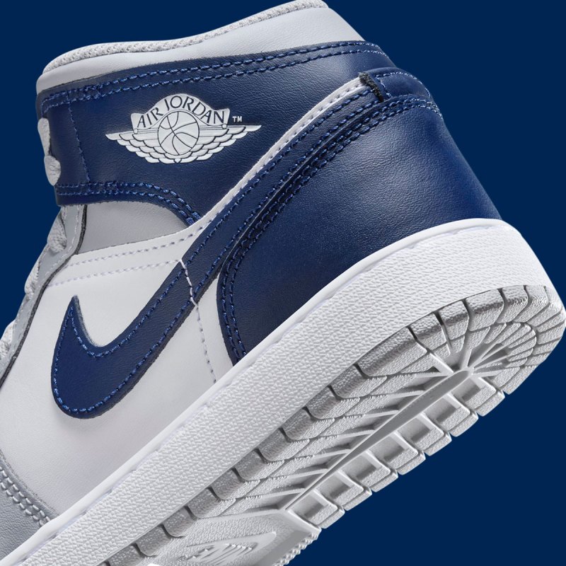 Air Jordan 1 Mid "Grey/Navy/White" DQ8426-102 | SneakerNews.com