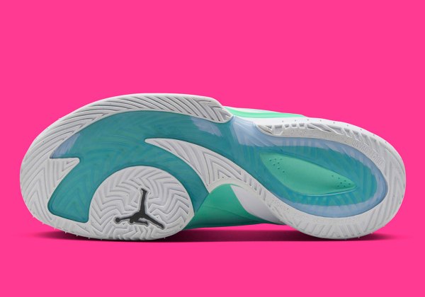 Jordan Luka 3 "Photo Finish" HQ5054-107 | SneakerNews.com