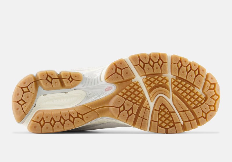 New Balance 2002R "Sea Salt/Pink" M2002RPM | SneakerNews.com