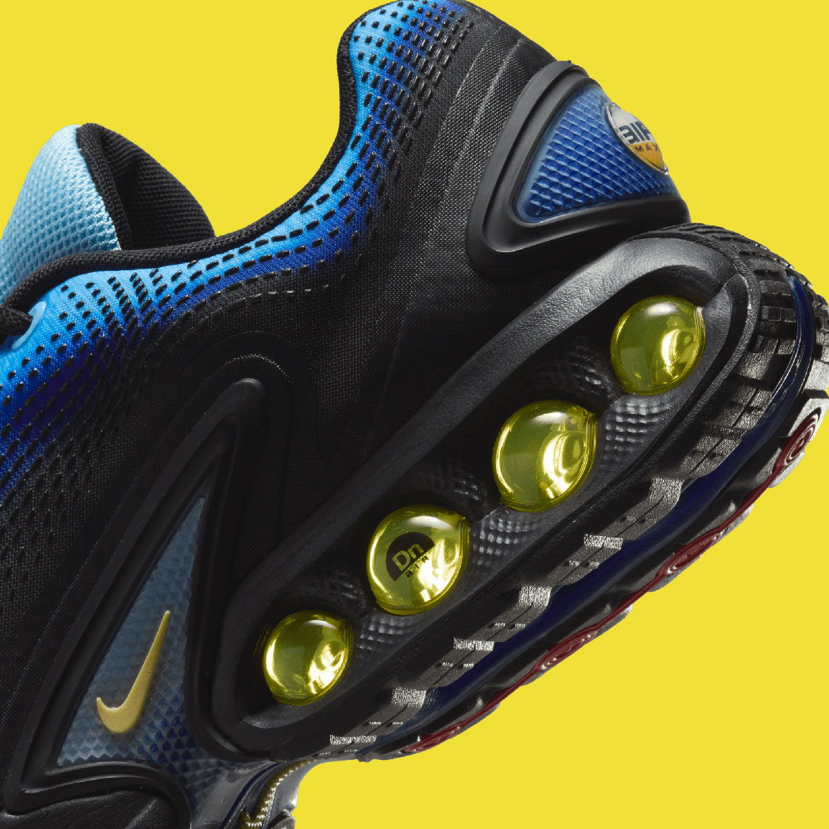 Nike Air Max DN SE "Sky Blue/Chamois/Hyper Blue/Black" HM0810-401 ...