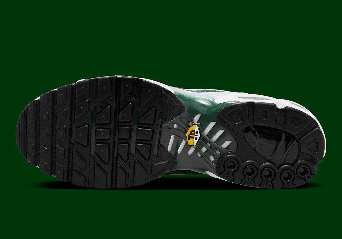 Nike Air Max Plus "Notebook Scribbles" FV6057-100 | SneakerNews.com