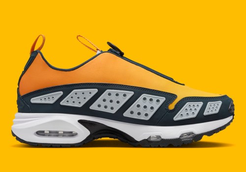Nike Air Max Sunder "Canyon Gold" | SneakerNews.com