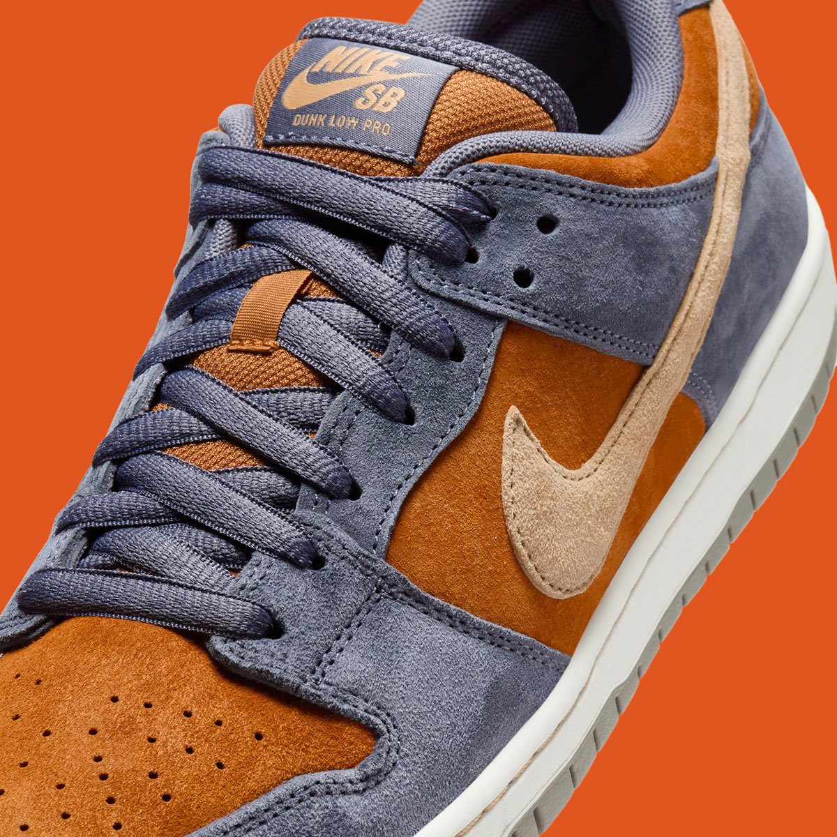 Nike SB Dunk Low "Light Carbon" Holiday 2024 | SneakerNews.com