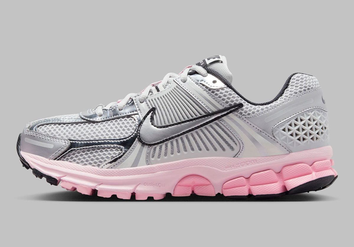 Nike Zoom Vomero 5 "Photon Dust/Metallic Silver/Pink Foam" HF1877-001 ...