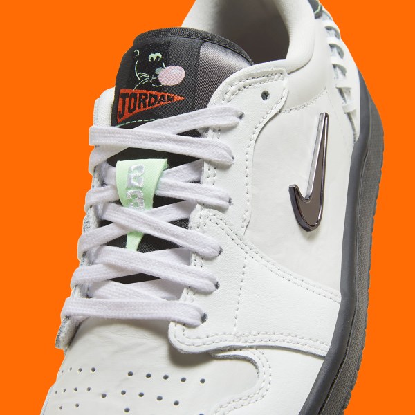 Air Jordan 1 Low Method of Make "Black Cat" | SneakerNews.com