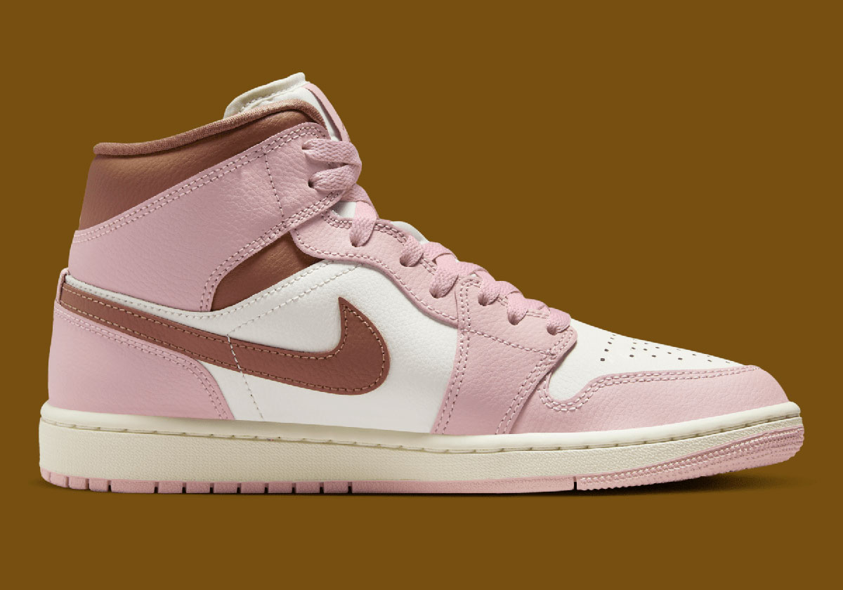 Air Jordan 1 Mid WMNS "Neapolitan" BQ6472-620 | SneakerNews.com