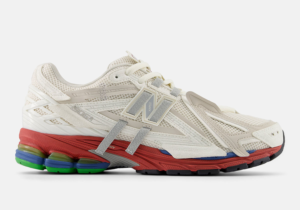 New Balance 1906A "White/Red/Green" M1906AB | SneakerNews.com