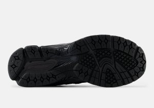 New Balance 2002R "Black/Magnet" M2002RBL | SneakerNews.com