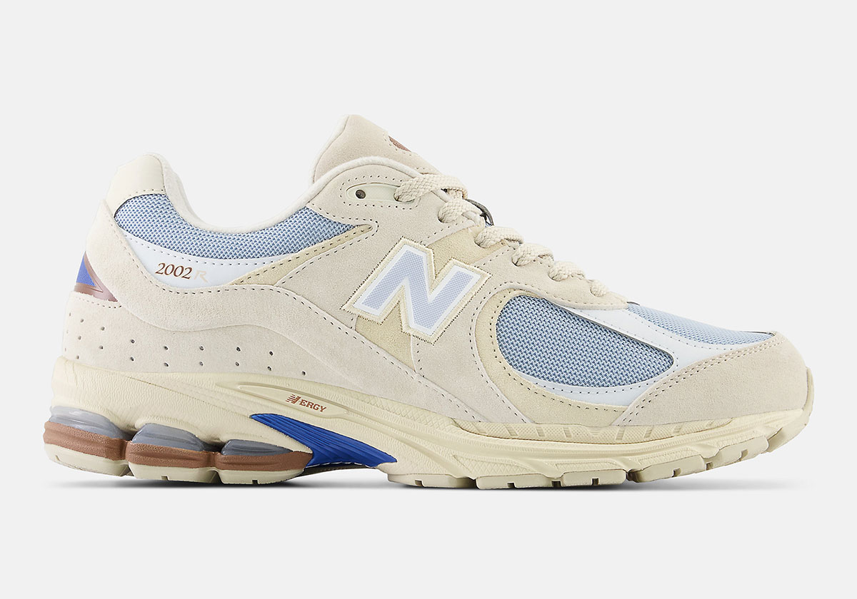 New Balance 2002R "Sandstone" M2002RBZ | SneakerNews.com