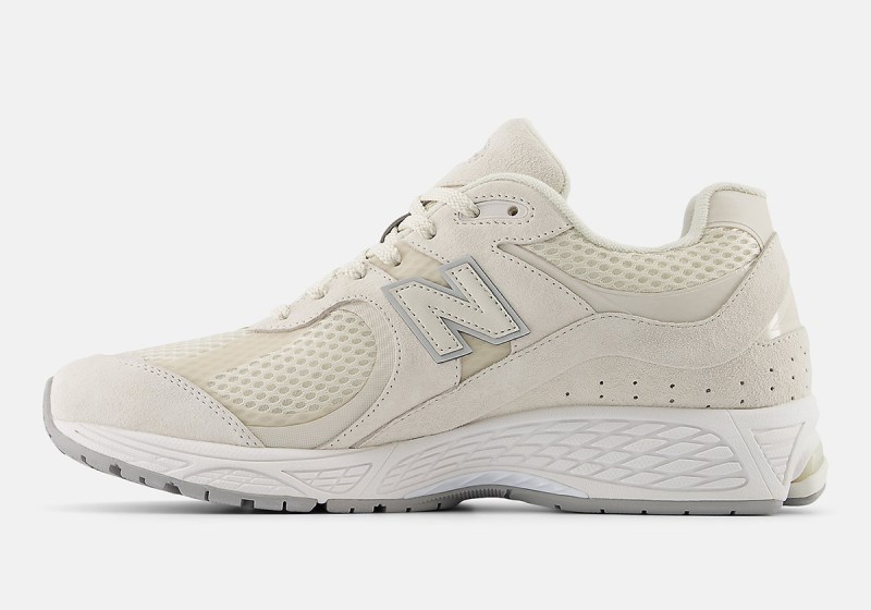 New Balance 2002R "Tape Layer Pack" | SneakerNews.com