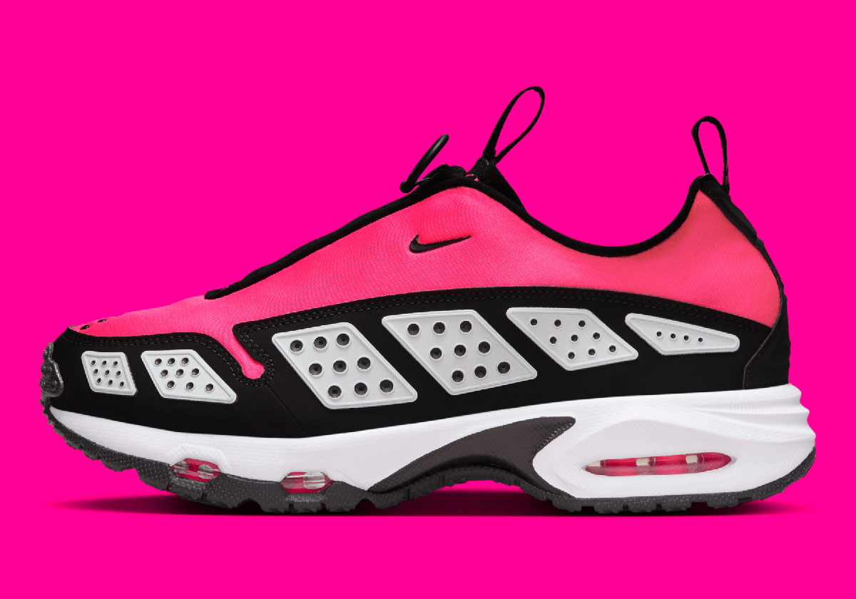 Nike Air Max Sunder "Fuschia Flash/Black" FZ2068-600 | SneakerNews.com