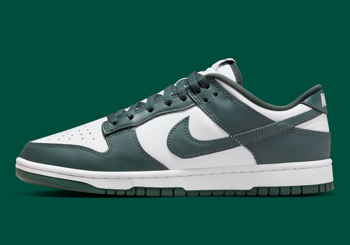 Nike Dunk Low "White/Vintage Green" DV0833-111 | SneakerNews.com