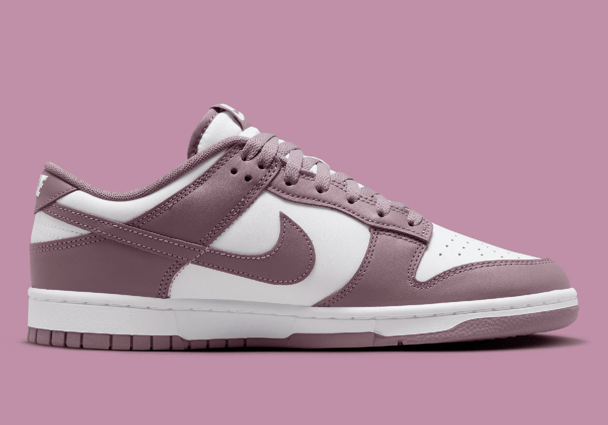 Nike Dunk Low "Violet Ore/White" DV0833-112 | SneakerNews.com