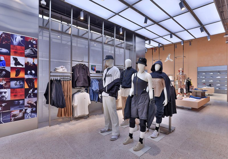 Nike Jordan World Of Flight Store Mexico City | SneakerNews.com