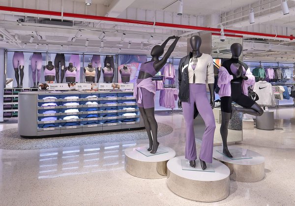 Nike Jordan World Of Flight Store Mexico City | SneakerNews.com