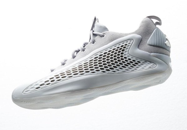 Air Jordan 1 Low "Flax/Baroque Brown/Vintage Coral" HQ3603-201 ...