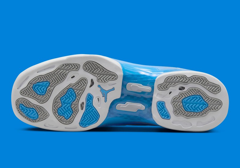 Air Jordan 17 Low "UNC" FJ0395-140 | SneakerNews.com