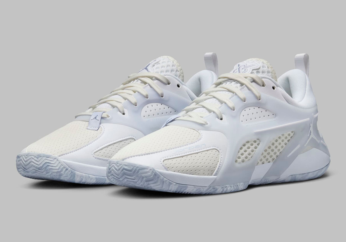 Jordan Heir 1.0 "Football Grey" Release Date | SneakerNews.com