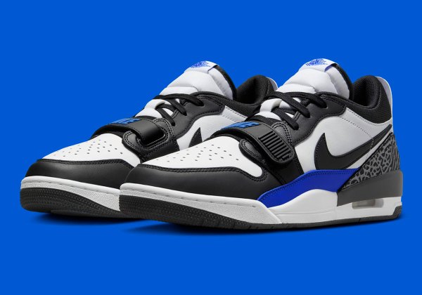 Nike Air Force 1 Low "Jade Horizon/Olive Aura" HJ4401-300 | SneakerNews.com