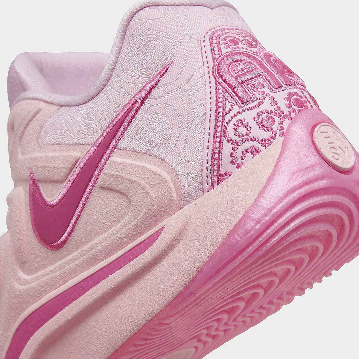 Nike KD 17 Aunt Pearl Release Date | SneakerNews.com
