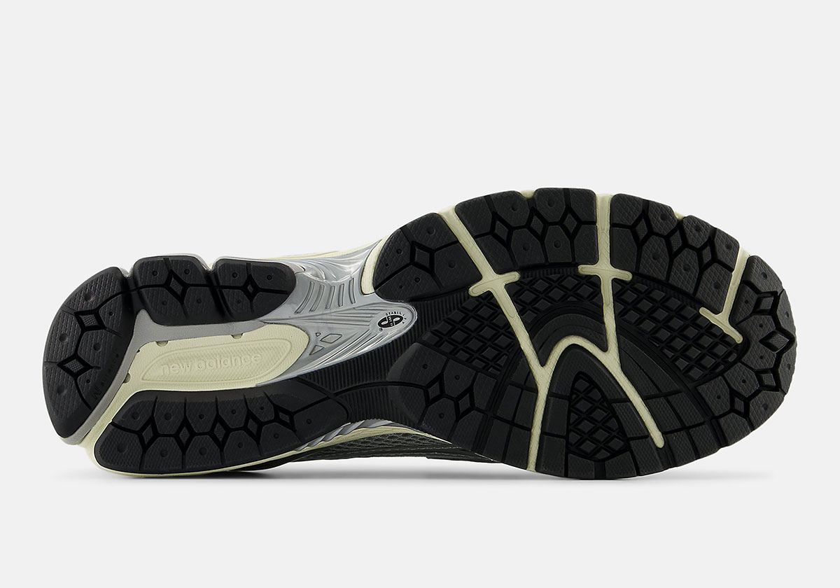 New Balance 1906L Loafer "Silver" U1906LAE | SneakerNews.com